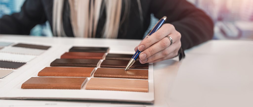 How to Choose the Perfect Wood Paint for Your Home Decor